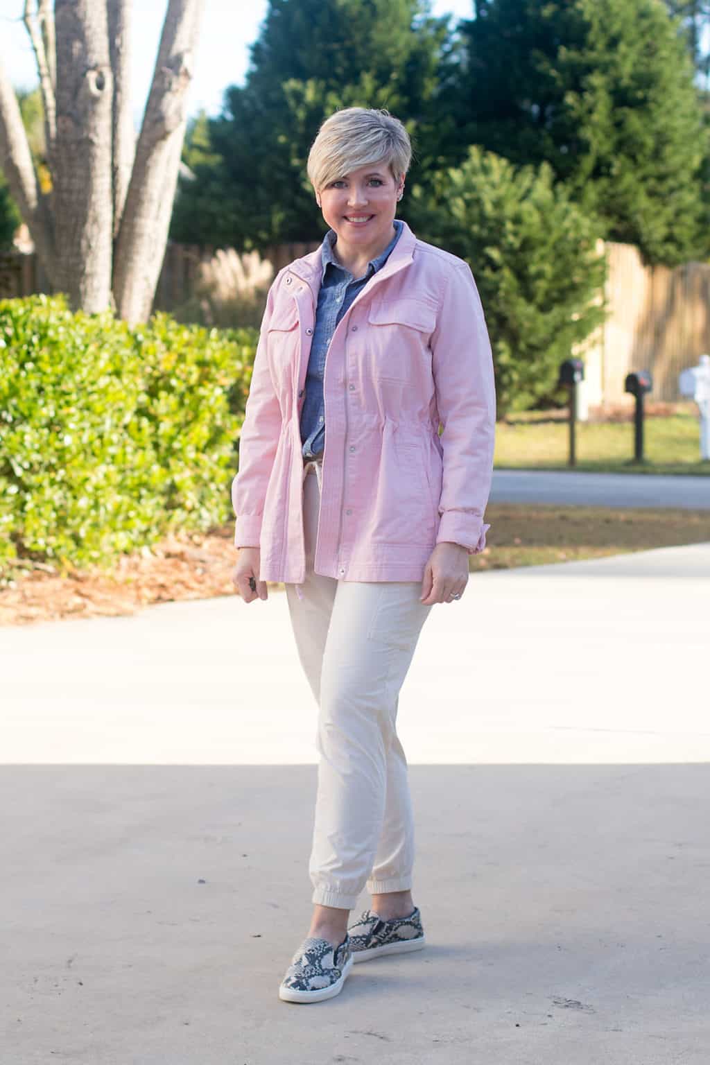 7 Ways to Wear a Pink Utility Jacket This Spring - Savvy Southern Chic