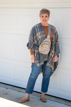 How to Wear A Poncho: 10 Fun and Versatile Outfits